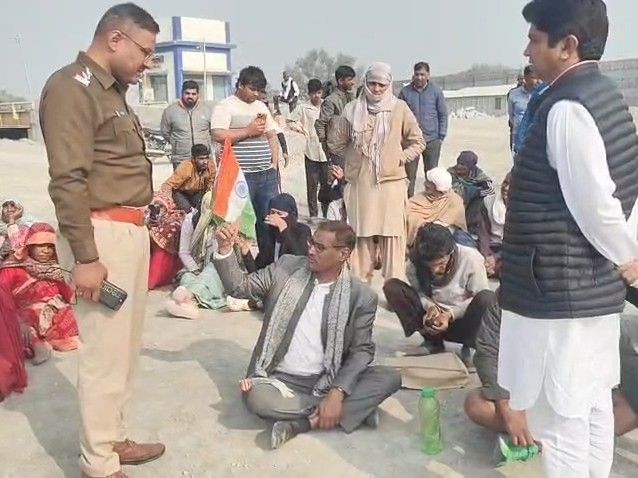 Protest against Ultratech Cement Plant, Quarries and Crusher in Kotputli