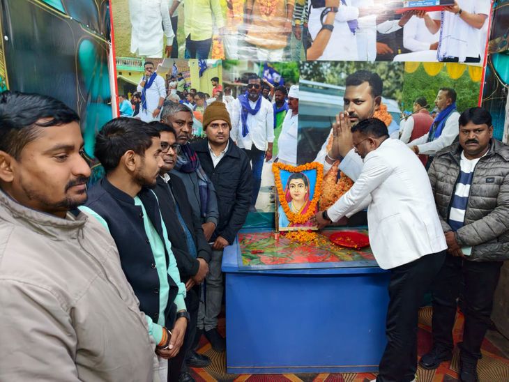 Savitribai Phule's birth anniversary was celebrated in Muhammadabad Gohna.