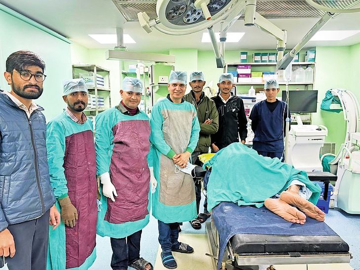 Removal of lump from intestine without surgery