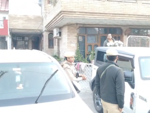 Haryana Panchkula 80 lakh loan fraud, Panchkula Crime Branch raid live ...