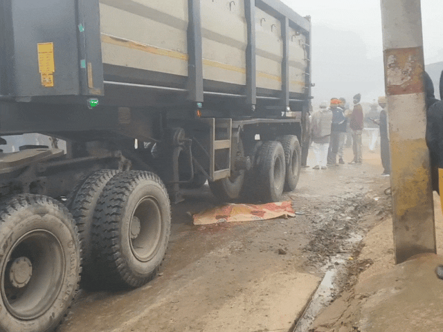 Trailer crushes woman/Bharatpur/Rupwaas/Rudawal/Gahnauli Mod Police ...