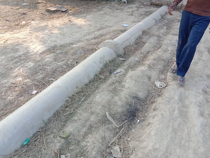 The road of Bankat Scheduled Colony is in bad condition since many ...