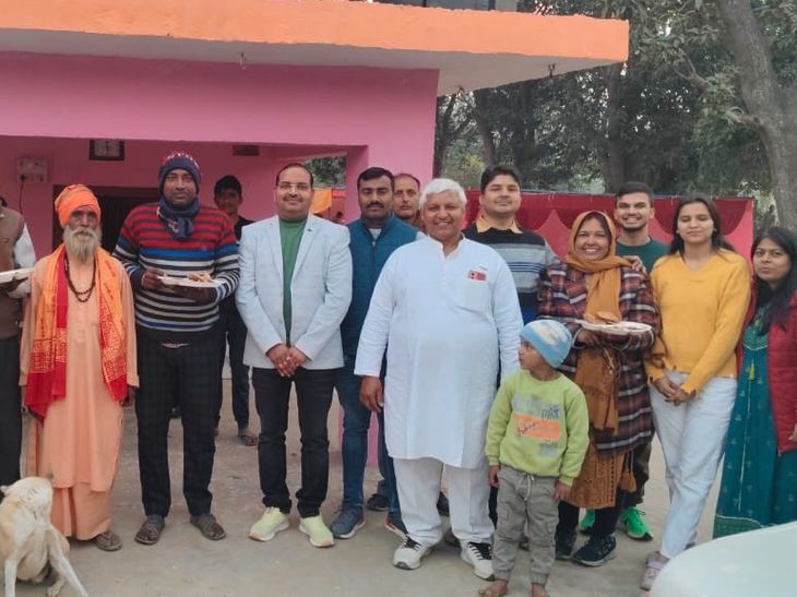 Air Force Soldiers Family Hosts Prasad for Thousands of Devotees in ...