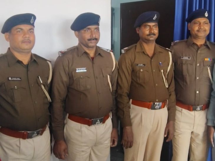 Naubatkan SDPO Deepak Kumar Promotes 4 Police to ASI