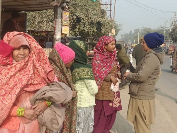 Mission Shakti 5.0: Police Raise Awareness on Security, Helpline Numbers