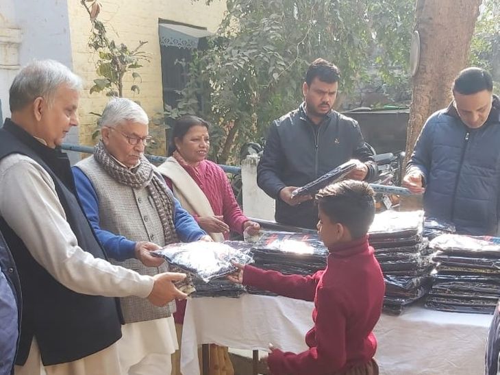 Nanak Chand Shiksha Sadan Distributes Sweaters to Students