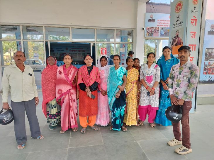 Balaghat Housing Plan Protest Warning | Land Patta Demand
