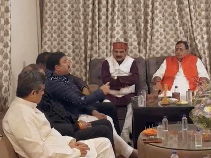 UP Brahmin MLA’s Meet Controversy; SC-ST Act | Uttar Pradesh Caste Politics