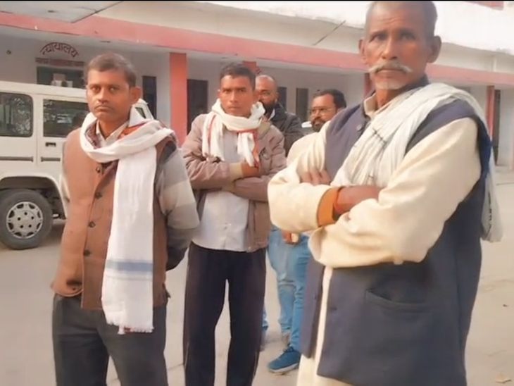 Prayagraj Talab Neelami Controversy: Nishad Party Accuses Officials