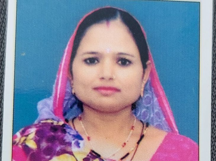Varanasi Gram Pradhan Sanjoo Devi Passes Away | Rural Development