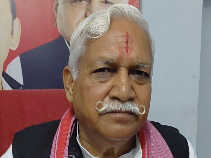 Brahman Community Joins SP | Claim: Party with Brahmans Wins Power
