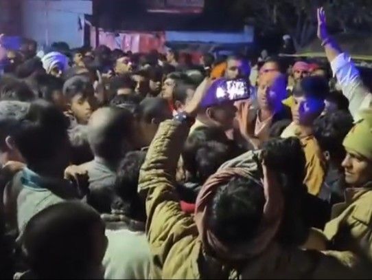 Syed Raja: SP Ex-MLA & Police Clash Over DJ Ban During Idol Immersion