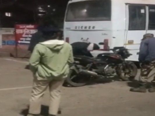 Raipur Police Seize Arms Under Arms Act; Suspicious Persons Apprehended