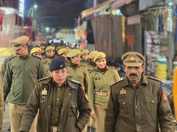 Tilhar CO Pedestrian Patrol Reviews Festive Security Arrangements