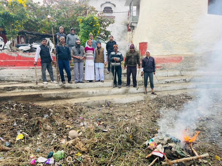 Salumber Pond Pollution Protest | Locals Launch Clean-up Drive