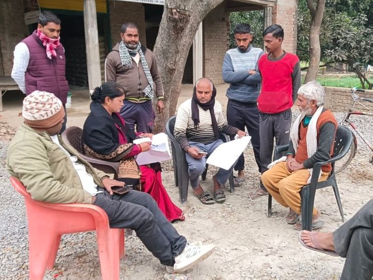 Amethi Congress VP Leads Voter Registration Drive for 18-Year-Olds