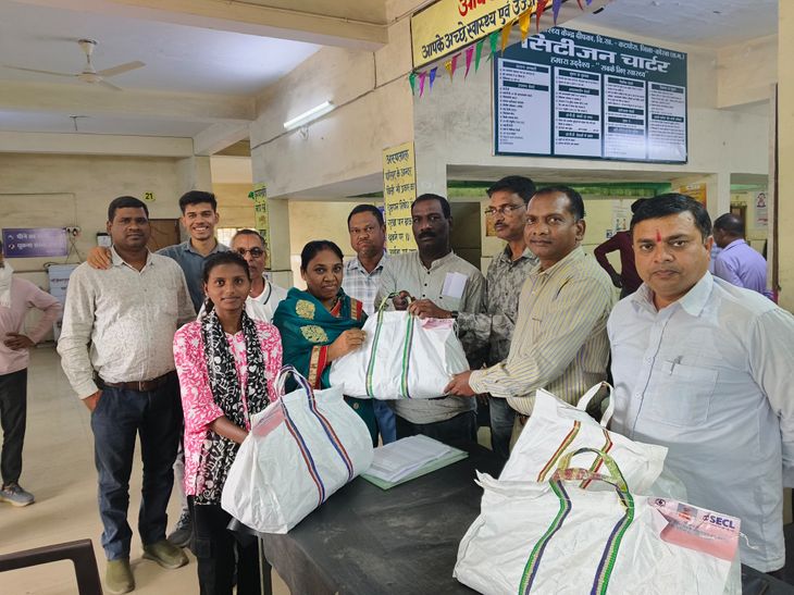SECL distributed food bags to TB patients