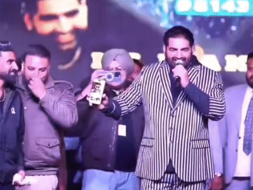 punjabi singer ks makhan mad sandhu controversy Viral Video