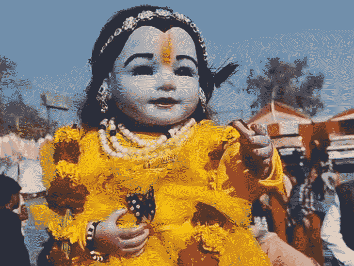 Gorakhpur Laddu Gopal Captivates Devotees | Blessing from Premanand Maharaj