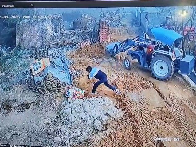 Greater Noida Elderly Woman Attacked With Spade | CCTV Footage Leads to ...