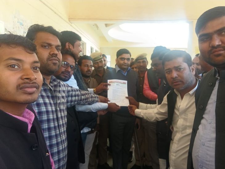 Korav Andhan Mod Pulia Jam Issue: SP Demands Action or Protest