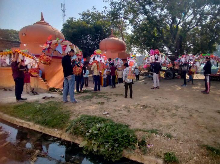 Hathras Mahashivratri: Kakori Shiv Mandir Jalabhishek & Bhajan Updates