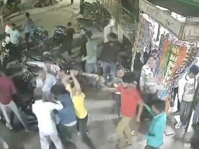 Attack with sticks and rods seen on CCTV in Pali, February 17, 2026