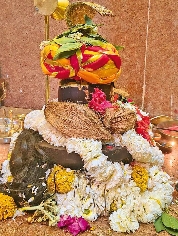 The installation of Lord Shiva was done with due rituals.