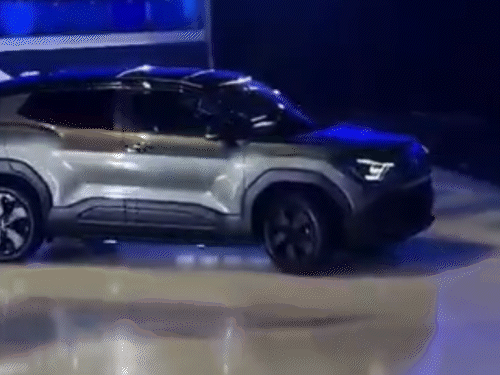 Maruti eVitara Launch: 543km Range, ADAS, Price ₹15.99 Lakh