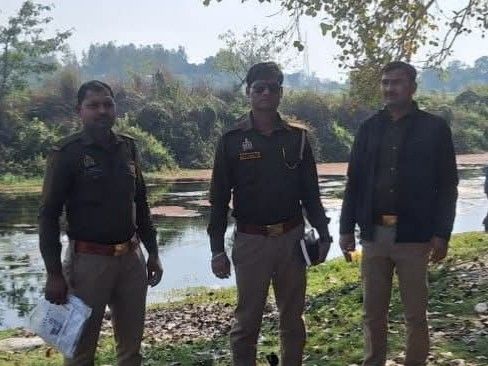 Mahadev Ghat Newborn Body | Natural Death Confirmed; Ayodhya Police ...