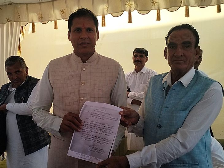 Villagers Urge Devendra Jhajharia: Link Ramgarh-Barwali Road to PMGSY