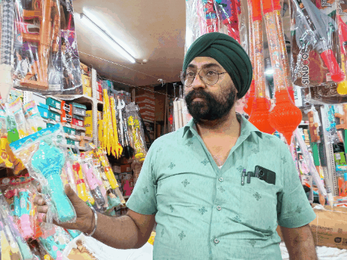 Kanpur Holi Gadha & Rocket Launcher Pitchkari Demand | New India Vibes