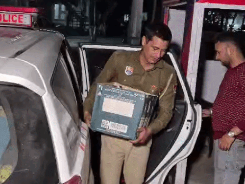 Karnal Police Busts Cheap Liquor in Expensive Bottles Racket | 90 ...