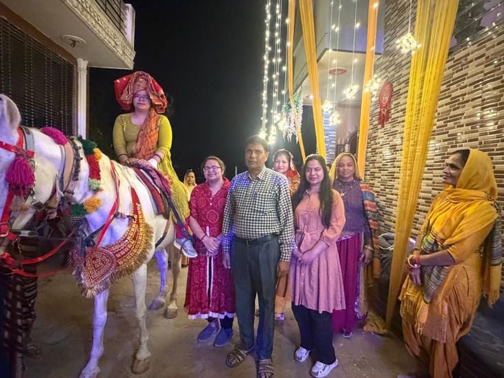Mahendragarh: Beti on Ghodi, Message of Equality; Wedding March 9