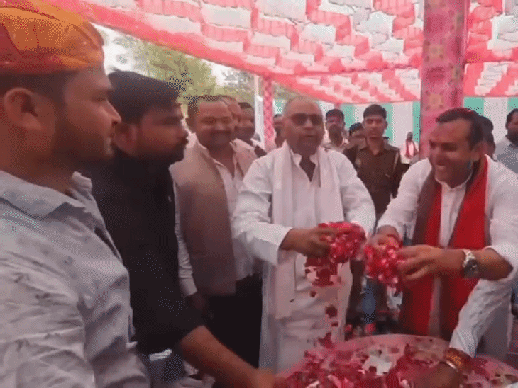 Katra Bazar Vidhan Sabha | SP Leader Vinod Shukla Holi Milan Baijnath Dubey