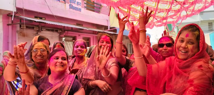 Phag festival celebrated at Murli Manohar Temple