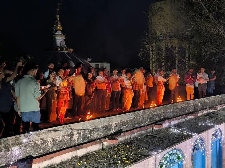Rajasthan Diwas Salumber Tejanand Bihari Mandir Maha Aarti | Collector ...