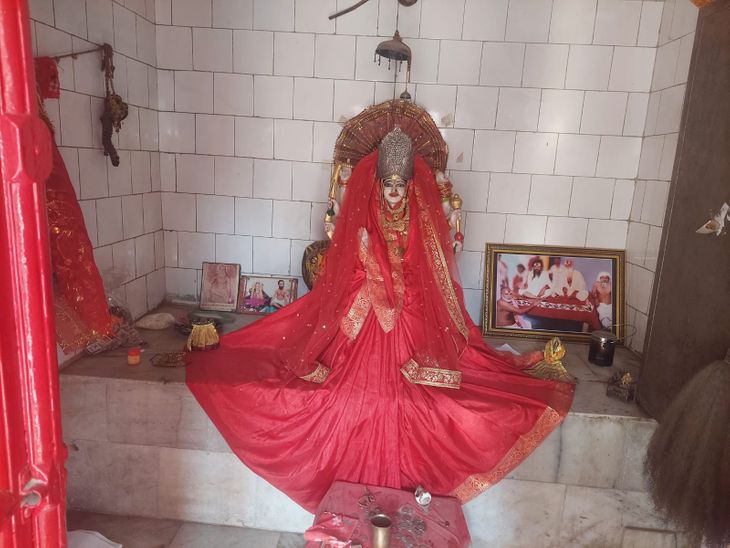 Surir Ashtabhuji Durga Temple 58th Parv: Bhajans, Devotee Crowd