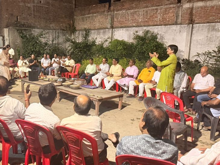 Pipraich Navratri Phalahar | Bhajan Sandhya By Pradeep Jaiswal