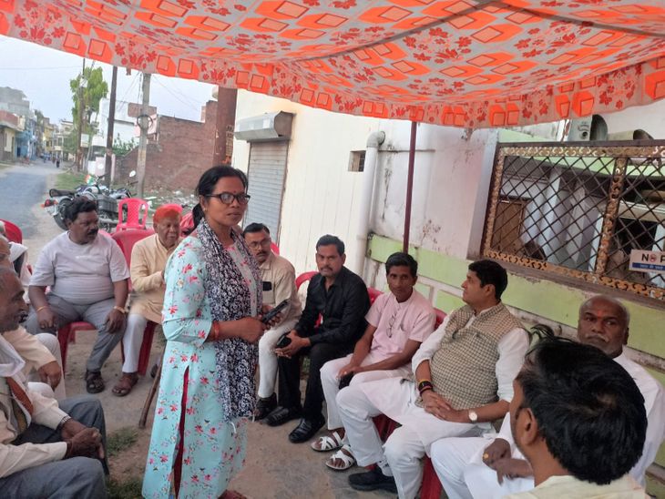 Prayagraj MP Ujjwal Raman Singh Offers Condolences | Congress Leader ...