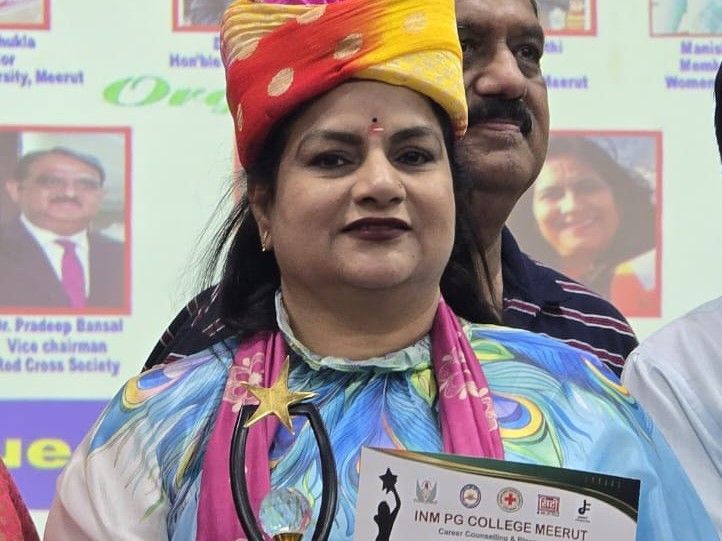 Mau Lokpal Vineeta Pandey Honored with International Women Empowerment ...