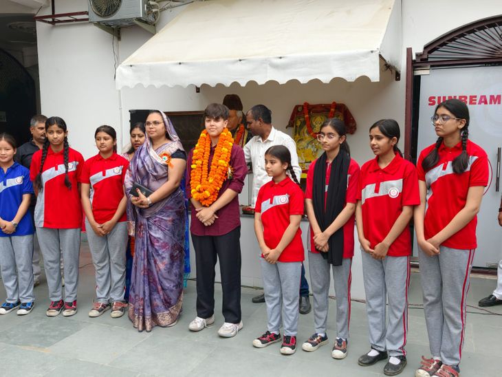 Mau Basketball Champion Unnati Singh Rajasthan Vice-Captain Wins ...