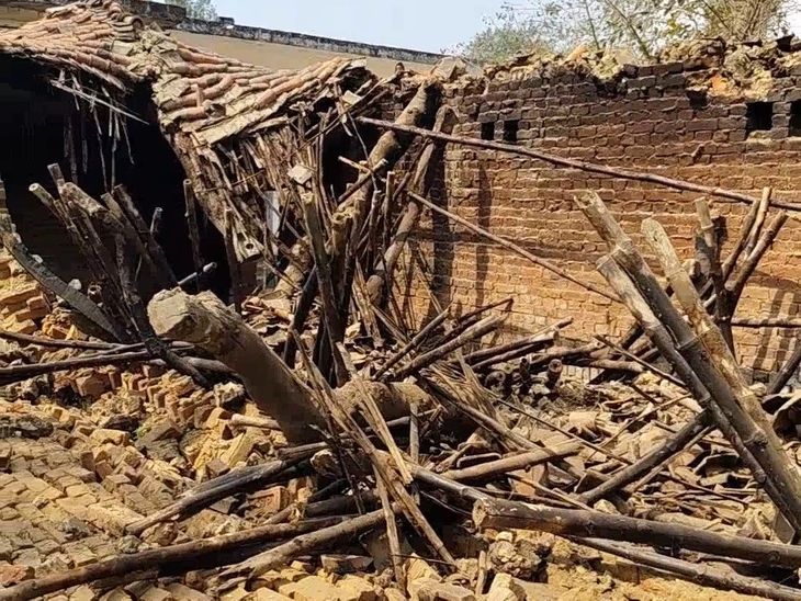 Midda Village Monkey Menace | House Collapses, Villagers Demand Action