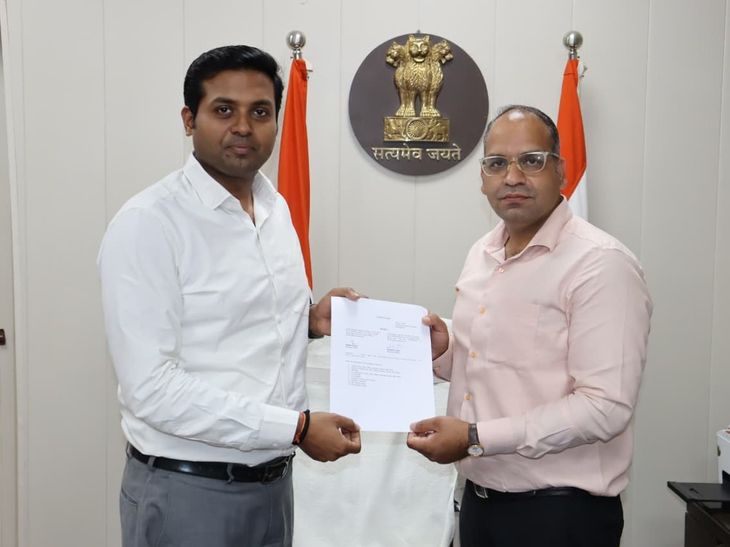 Mahesh Yadav Takes Charge Moradabad Railway Sr DCM | IRTS Officer