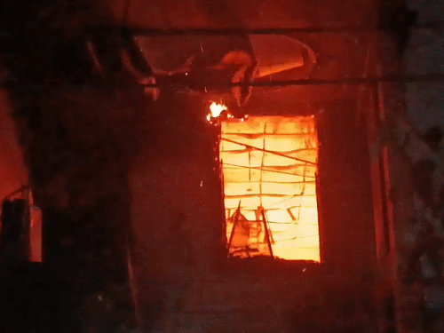Kanpur Fire Rescue | 8 Saved From Kidwai Nagar Blaze