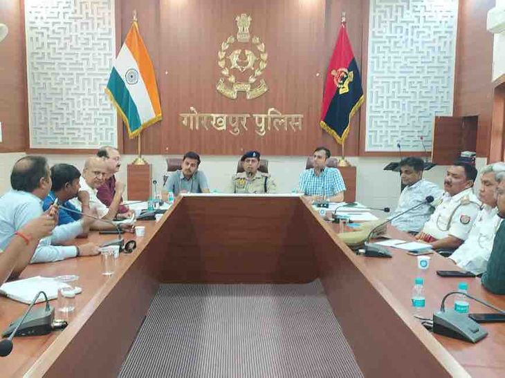 Gorakhpur Golghar Traffic Deal | 100 E-rickshaws Approved, Bandi Talli
