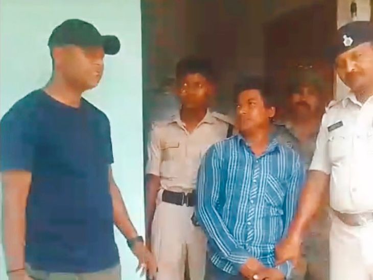 Sheikhpura Nal Jal Operator Arrested Making Liquor; Police Seize 32L ...