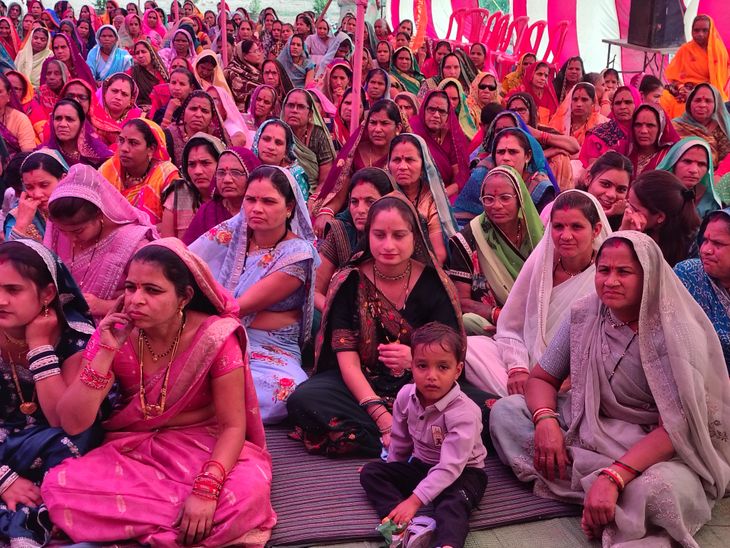 The story of Nar-Narayan's penance is narrated in the Devi Bhagwat Katha.