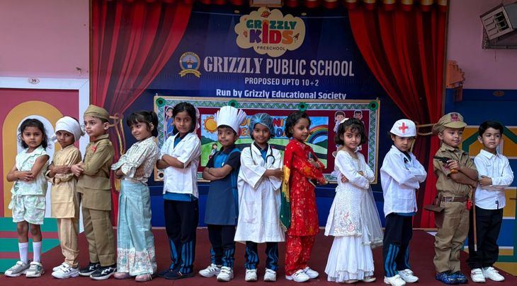 Children gave the message of humanity through a short play.