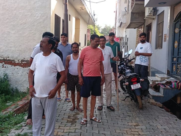 Sasni Roads Bad After Sewer Line; Kachahri Route Raw | Ajit Nagar Crisis